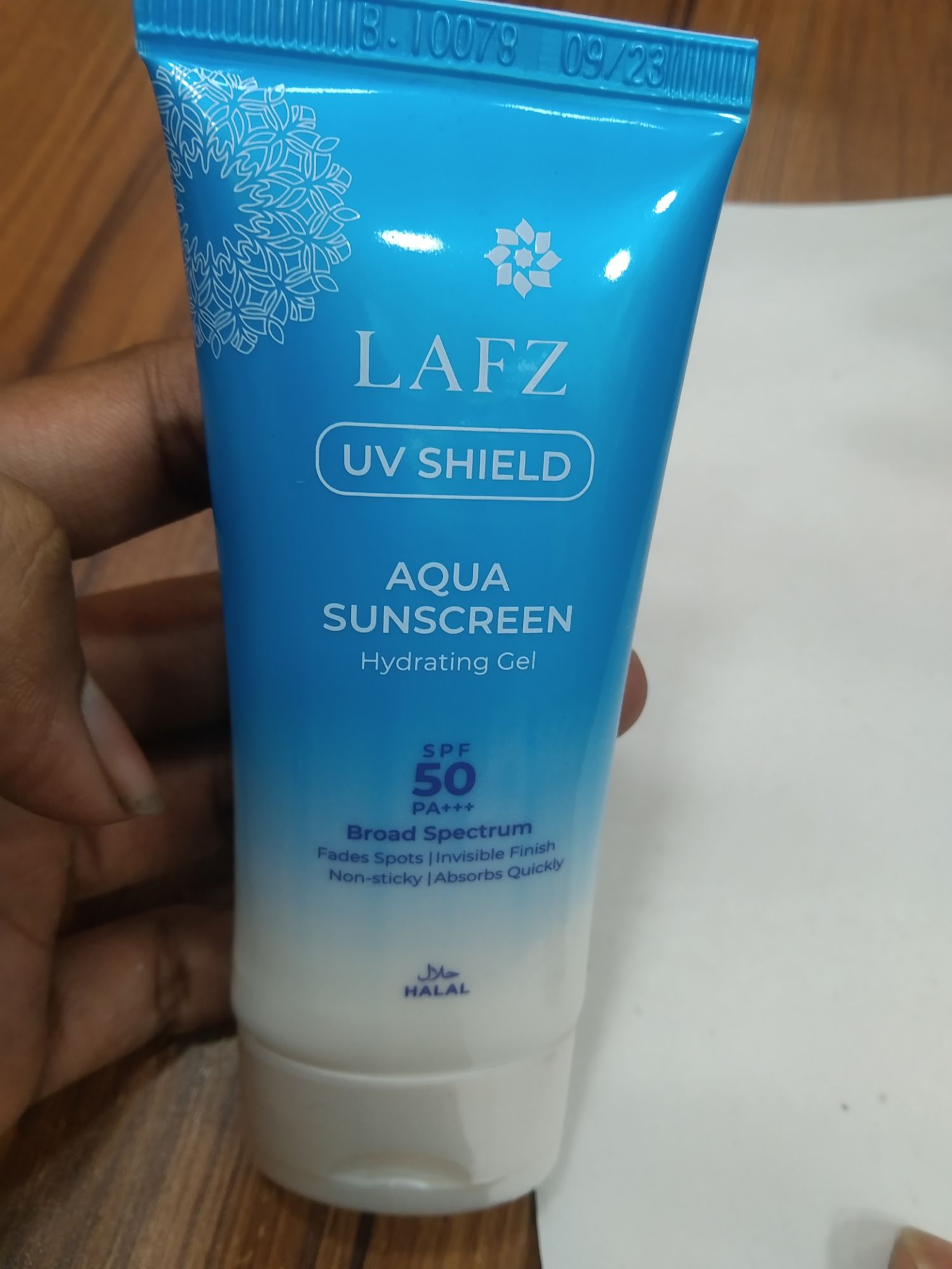 Aqua Sunscreen - 50gm | Daraz.com.bd