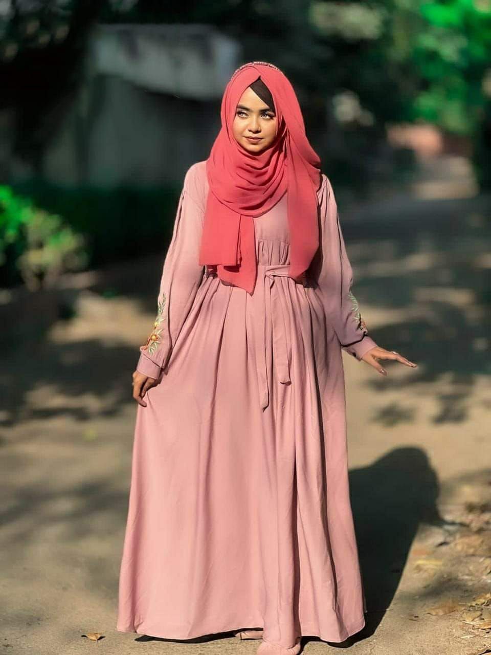 Embroidery Borka for Women - Cute Embroidery Work Borka with Hijab ...