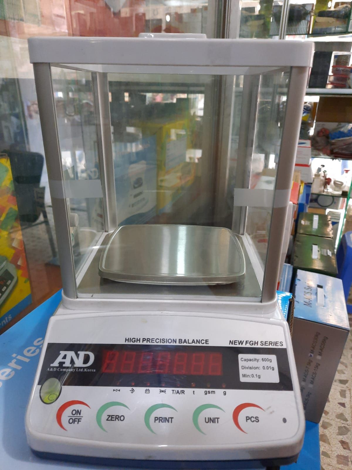AND FGH Series Precision Weight Balance 600 gm | Daraz.com.bd